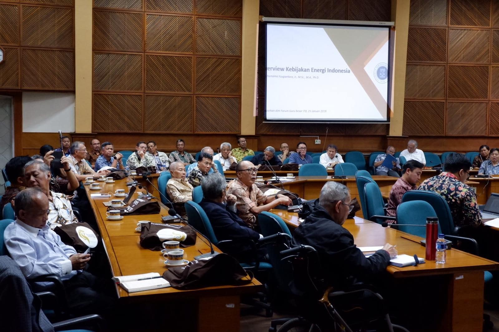 ITB Professors Forum: Indonesia’s Energy Policy Overview - Purnomo ...